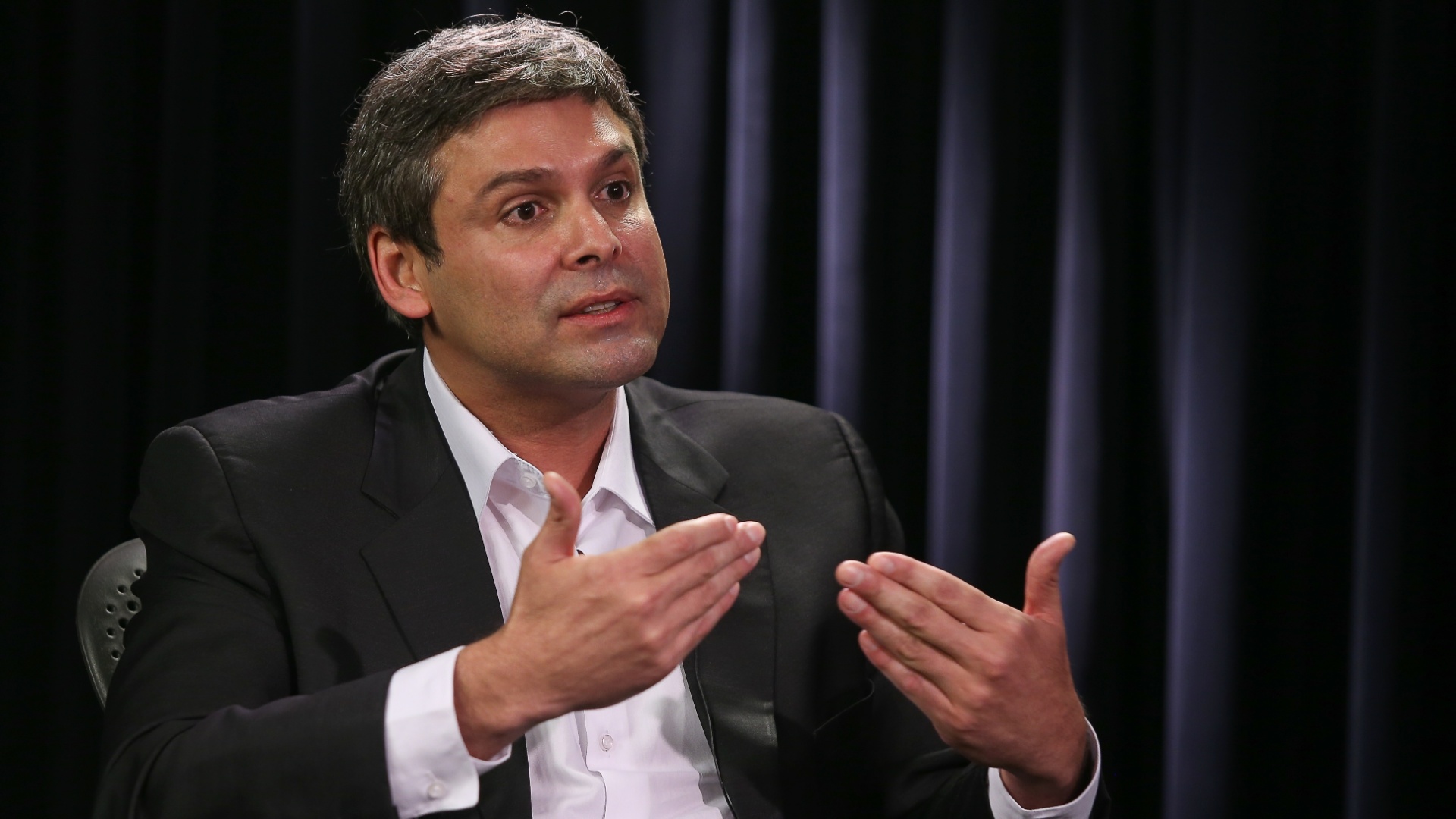 Fotos: Lindbergh Farias no Poder e Política - 24/06/2013 - UOL Notícias