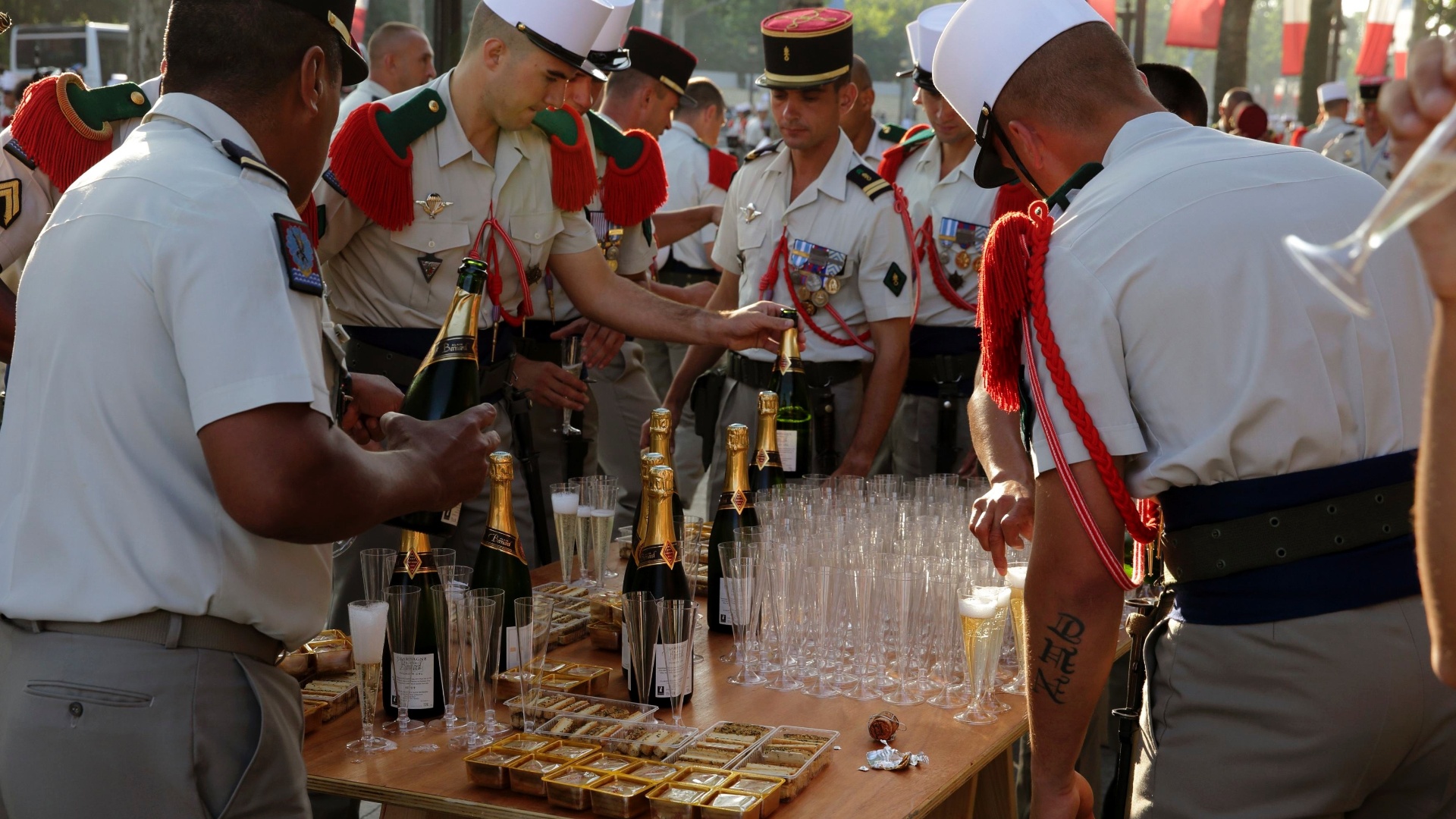 Fotos: Franceses celebram Dia da Bastilha com desfile militar - 14/07 ...