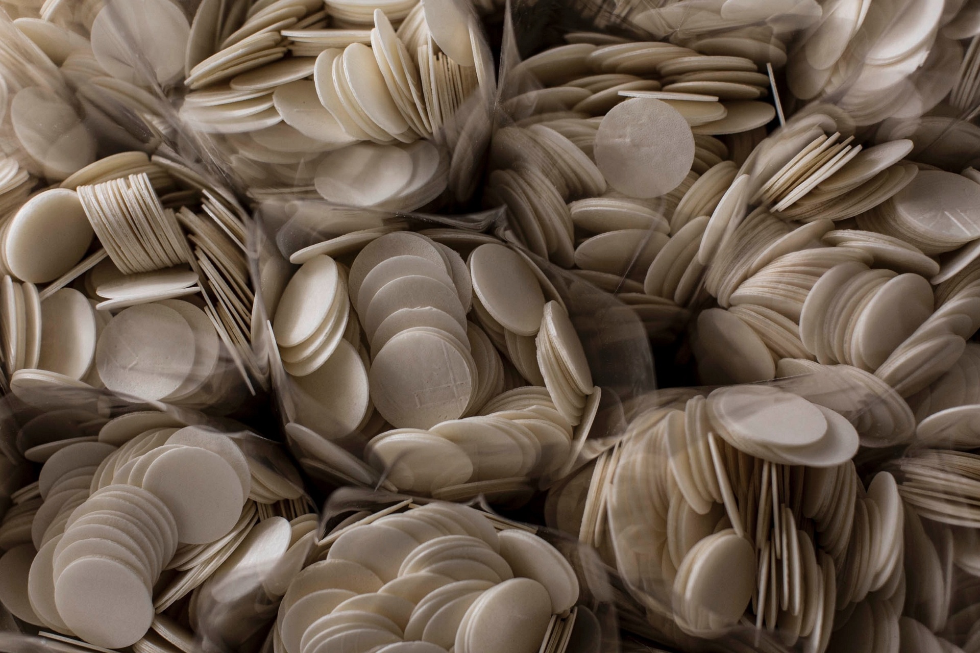 Fotos: Veja como é produzida a hóstia - 24/07/2013 - UOL Economia