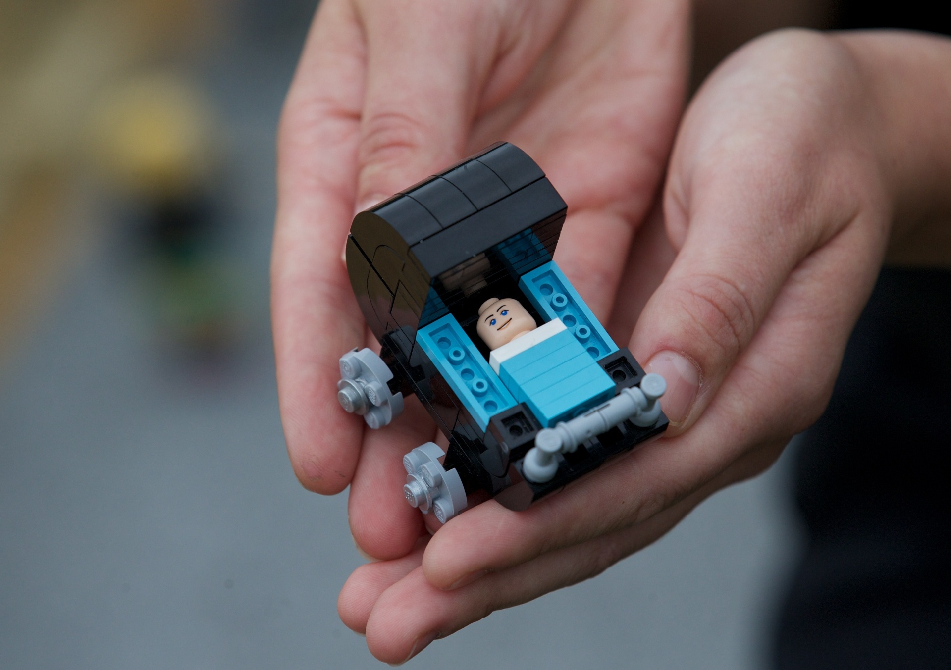 Artista recria o clipe "Thriller" com peças de Lego - 19/09/2013 - UOL ...