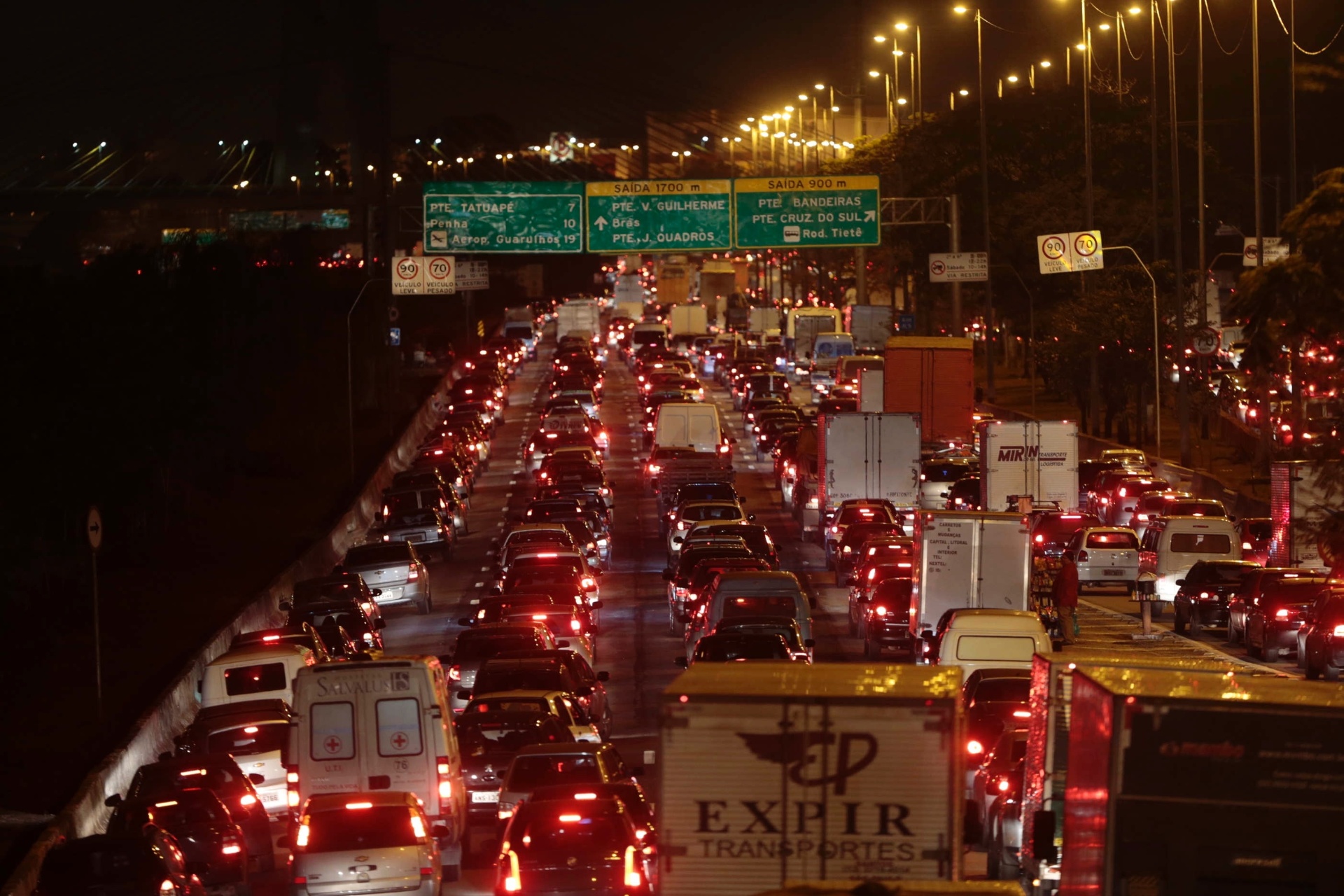 Fotos: São Paulo registra o maior congestionamento da história - 26/07 ...