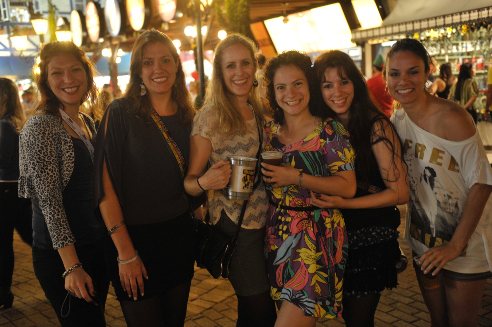 Oktoberfest reúne público de mais de 450 mil, 23% menor que em 2012 ...