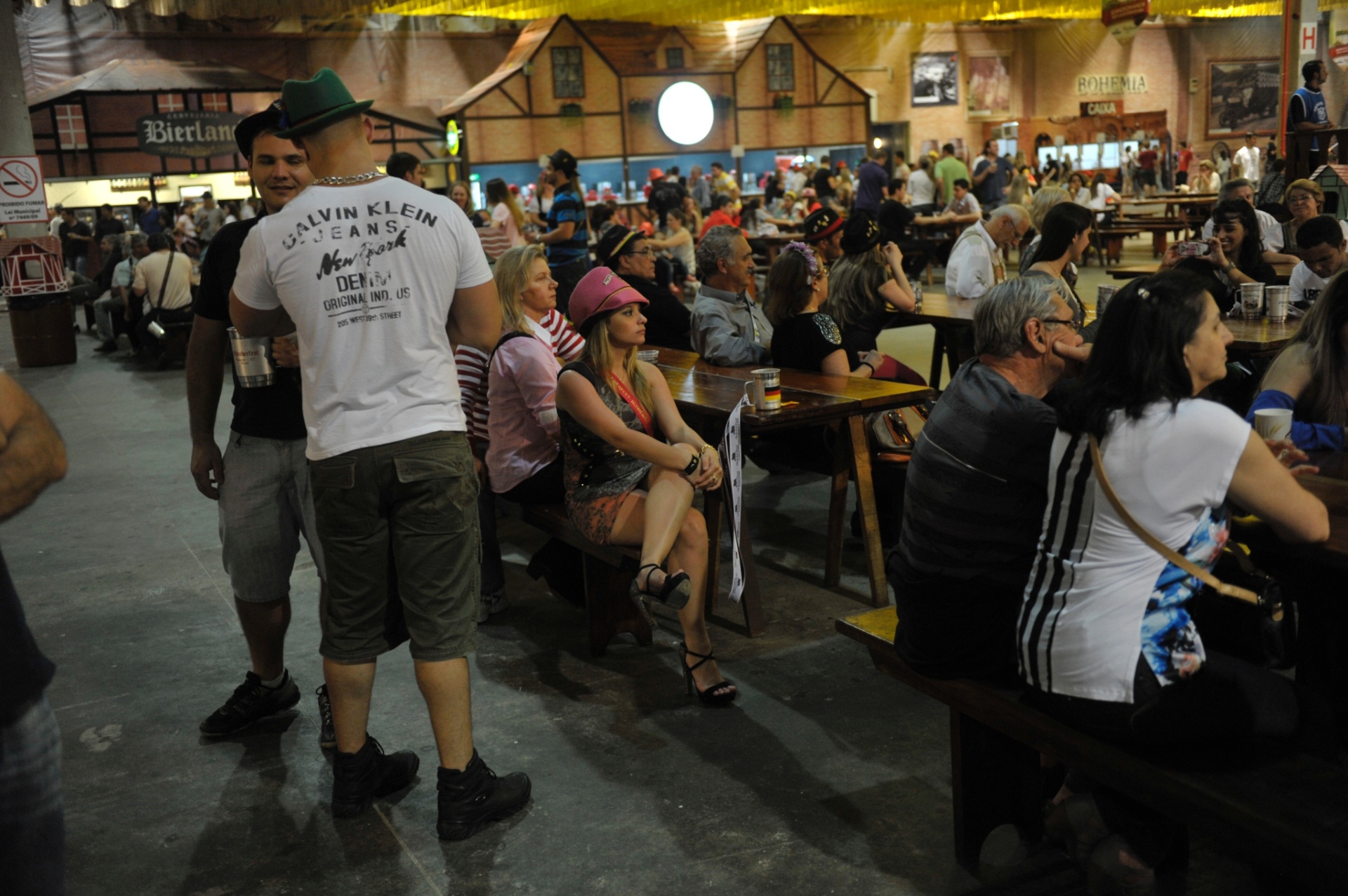 Fotos: Oktoberfest 2013 reúne belas, música e muita bebida - 05/10/2013 ...
