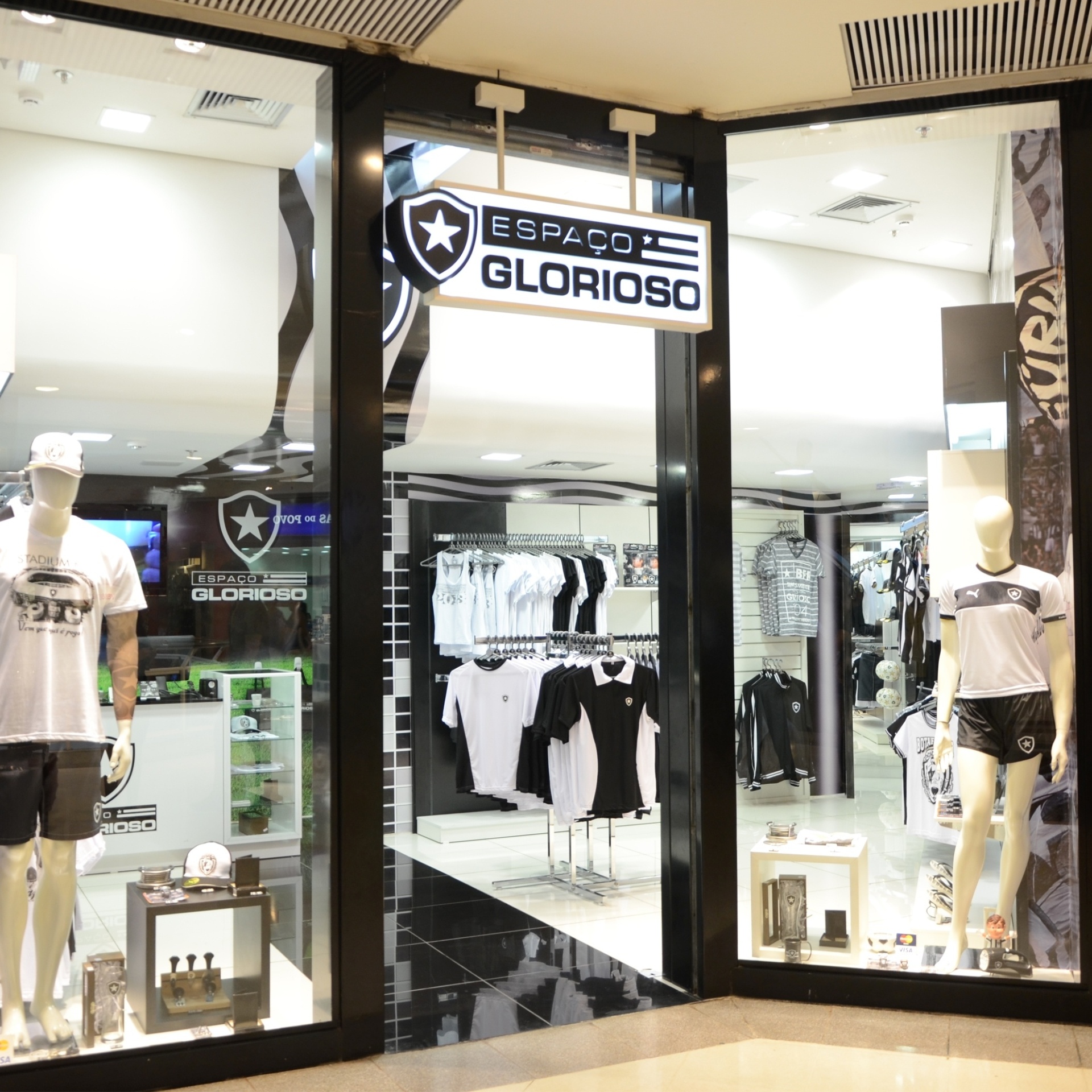 Sites leiloam roupas usadas por atletas e camisa de Neymar sai por R$ 5 ...