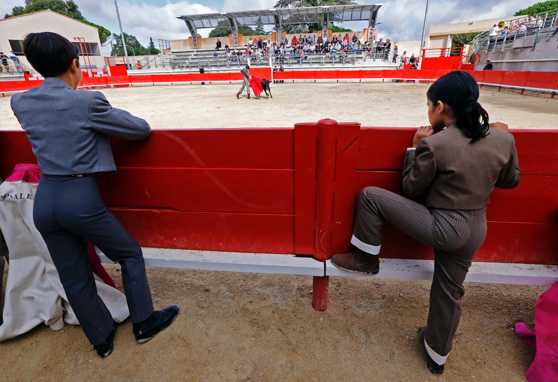 Fotos: Escola forma aprendizes de toureiro na França - 04/11/2013 - UOL ...