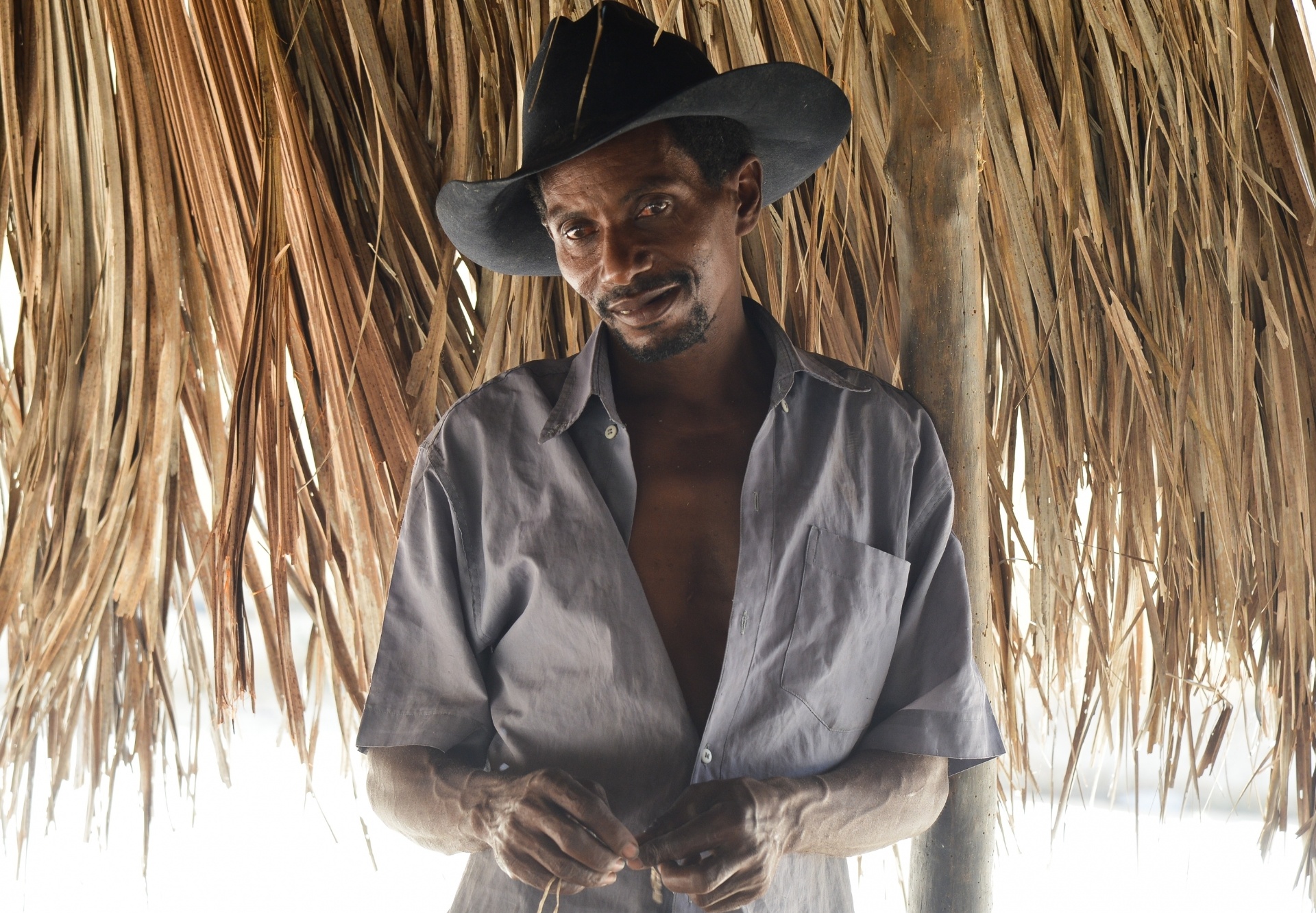 Negros escravizados no período colonial resistiram como puderam, diz ...