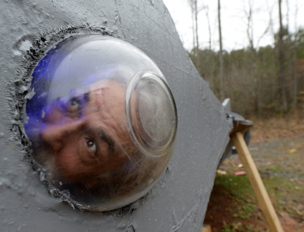 Americano cria réplica de submarino de filme da Disney - Fotos - UOL ...