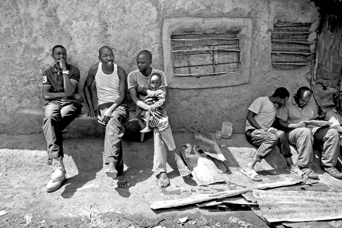 Fotos: Fotógrafa registra cotidiano de moradores da uma das maiores ...