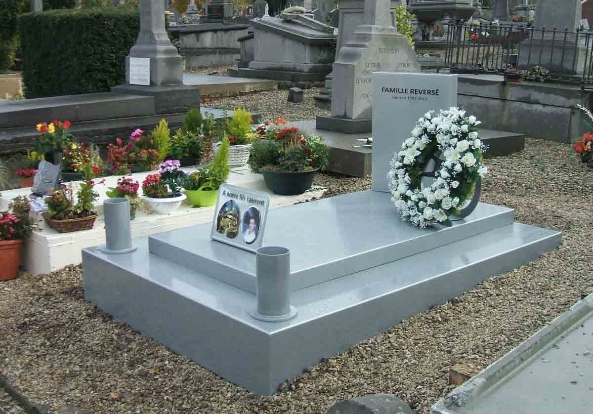 Fotos: Túmulos artísticos colorem cemitérios na França - 10/01/2014 ...