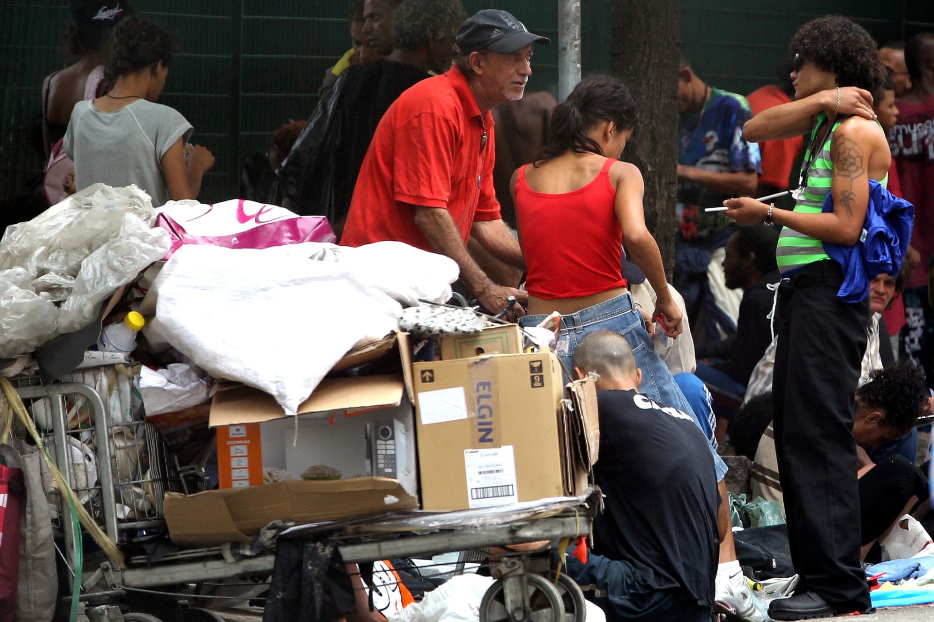 Fotos: Operações na cracolândia de SP - 14/01/2014 - UOL Notícias