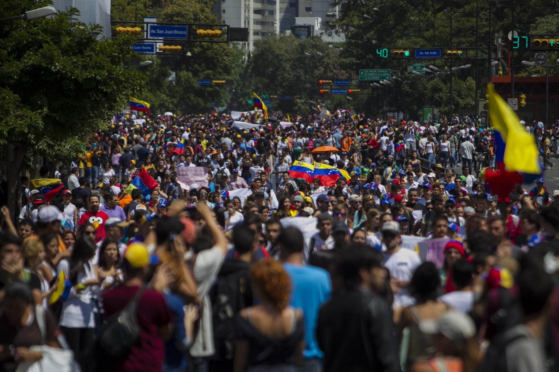Fotos: Protestos na Venezuela - 12/02/2014 - UOL Notícias