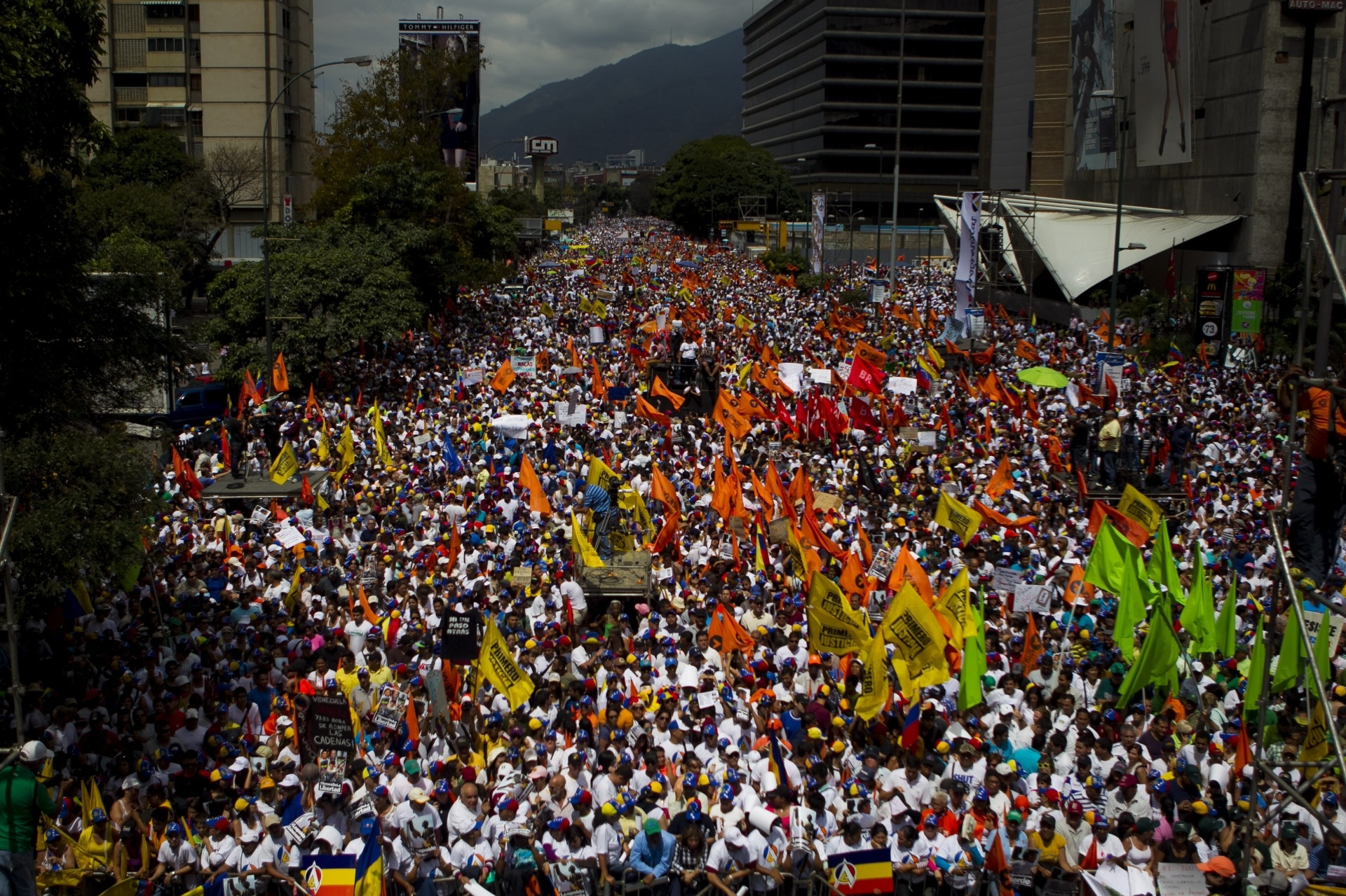 Fotos: Protestos na Venezuela - 12/02/2014 - UOL Notícias