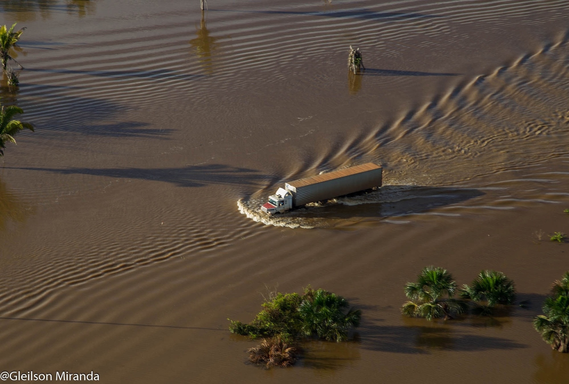 Usinas terão que ajudar vítimas da enchente do rio Madeira em Rondônia ...