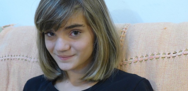 Sucesso no Facebook, criadora do Diário de Classe escreve livro de ...