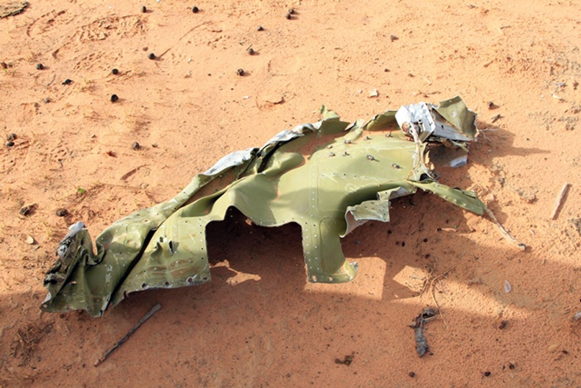 Fotos: Avião da Argélia cai no Mali 50 minutos após decolagem - 24/07 ...