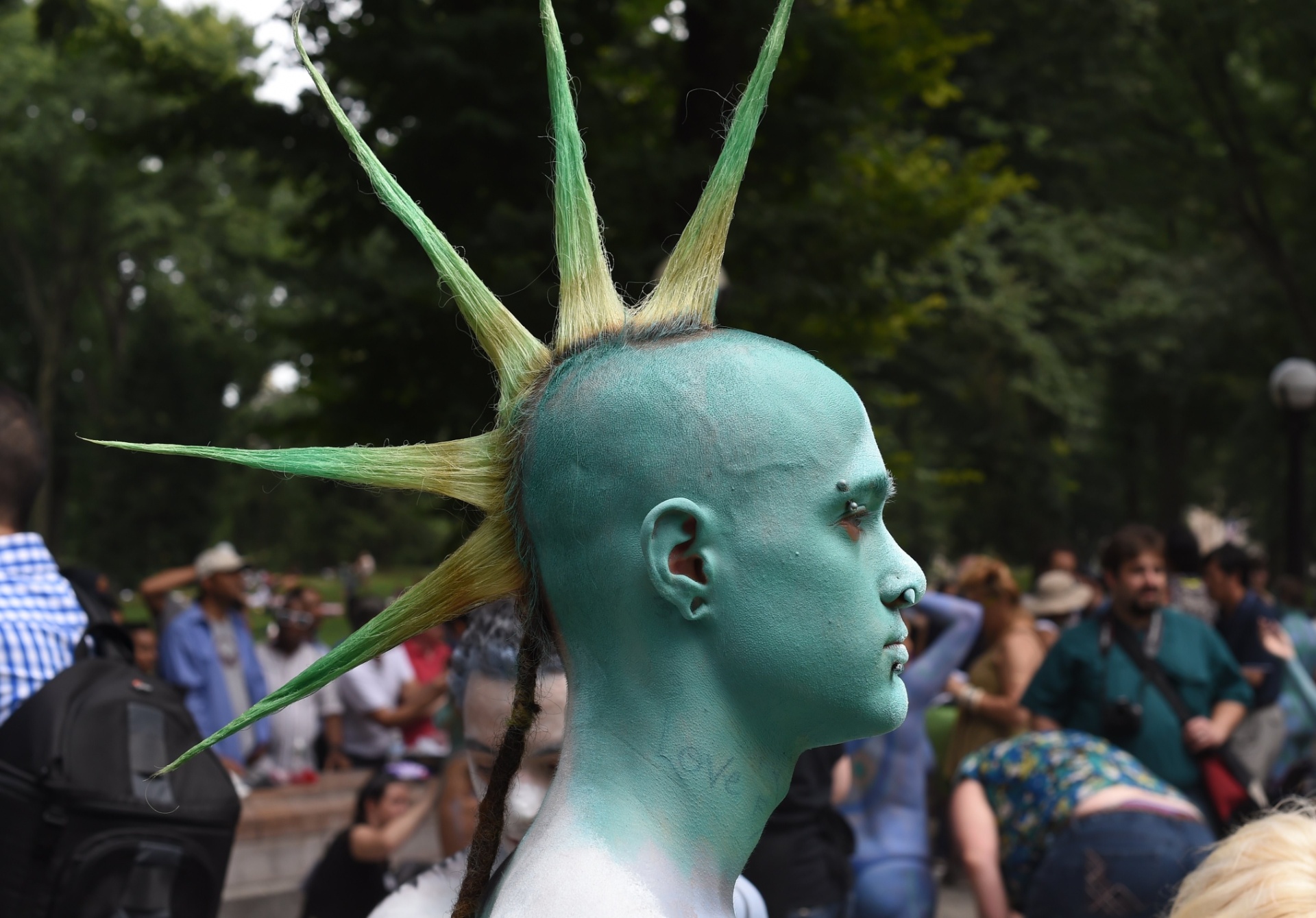 Fotos: Artistas pintam corpos nus ao ar livre em Nova York - 26/07/2014 ...