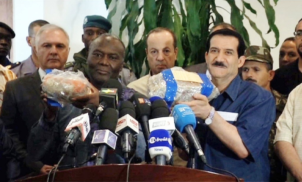 Fotos: Avião da Argélia cai no Mali 50 minutos após decolagem - 24/07 ...