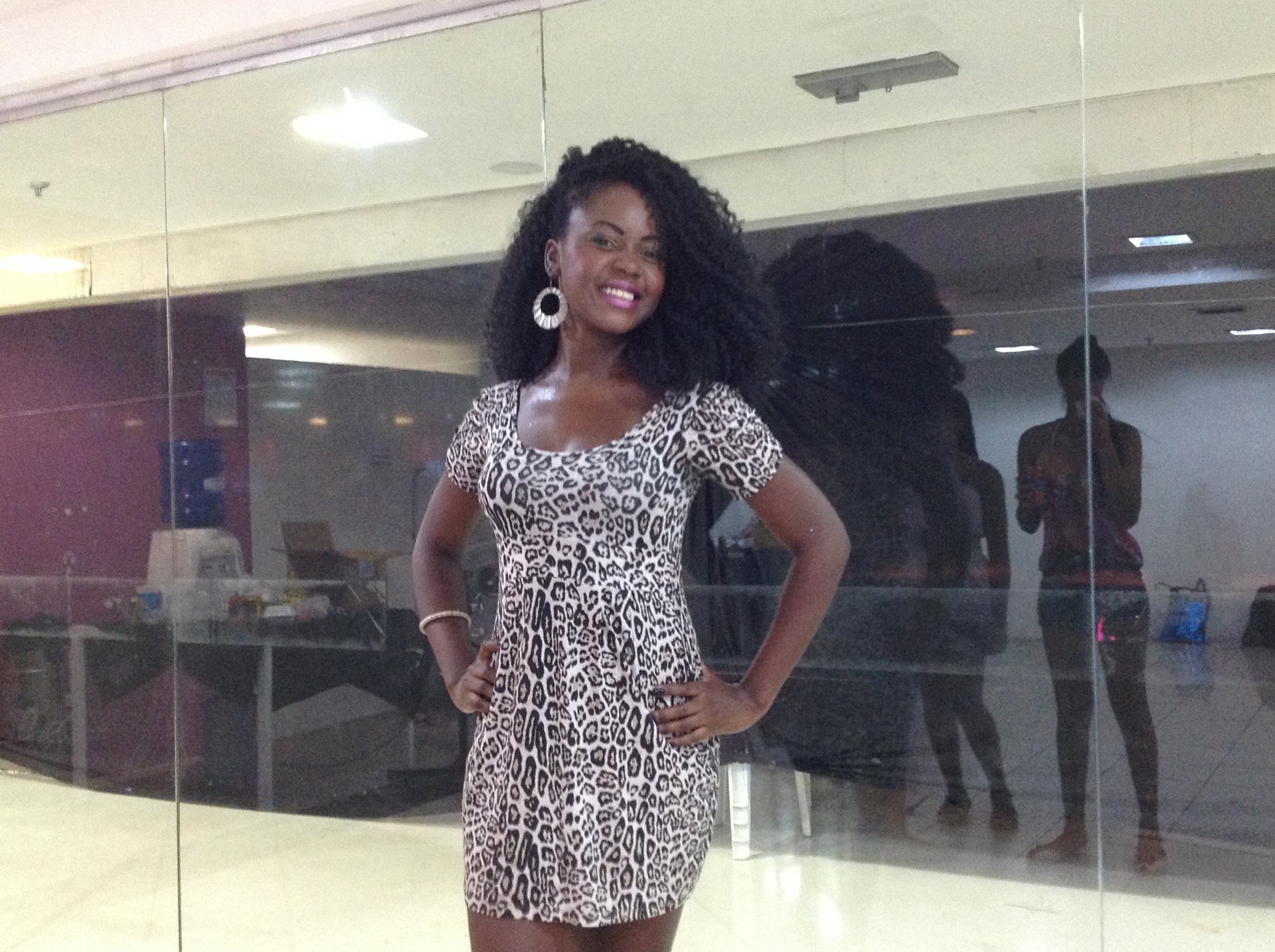 Fotos: Candidatas desfilam no Miss Favela 2014 - 28/09/2014 - UOL Notícias