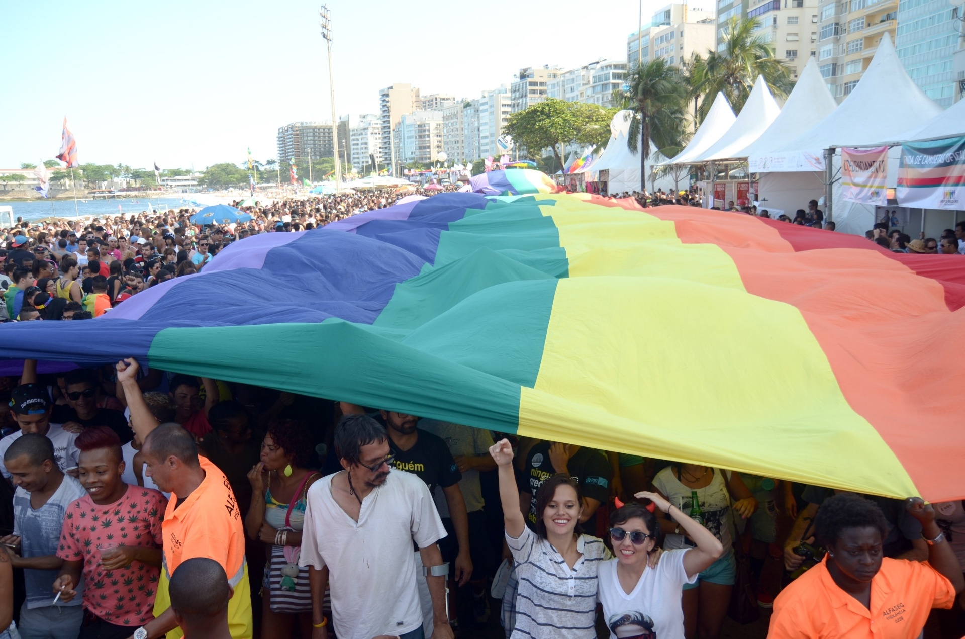 Fotos: Veja fotos da 19ª Parada do Orgulho LGBT no Rio de Janeiro - 16 ...
