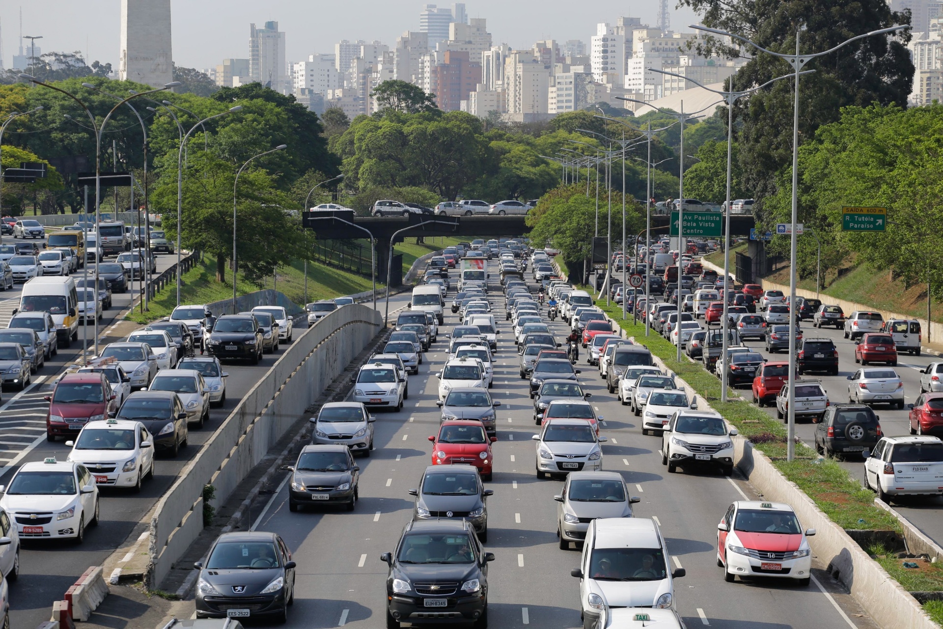Trânsito em São Paulo - Fotos - UOL Notícias