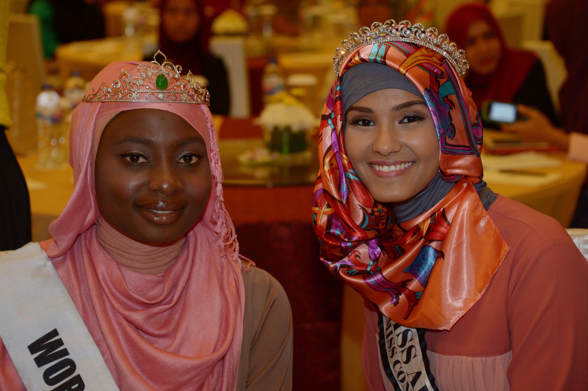 Fotos: Miss Mundo Muçulmana atrai jovens de vários países à Indonésia ...