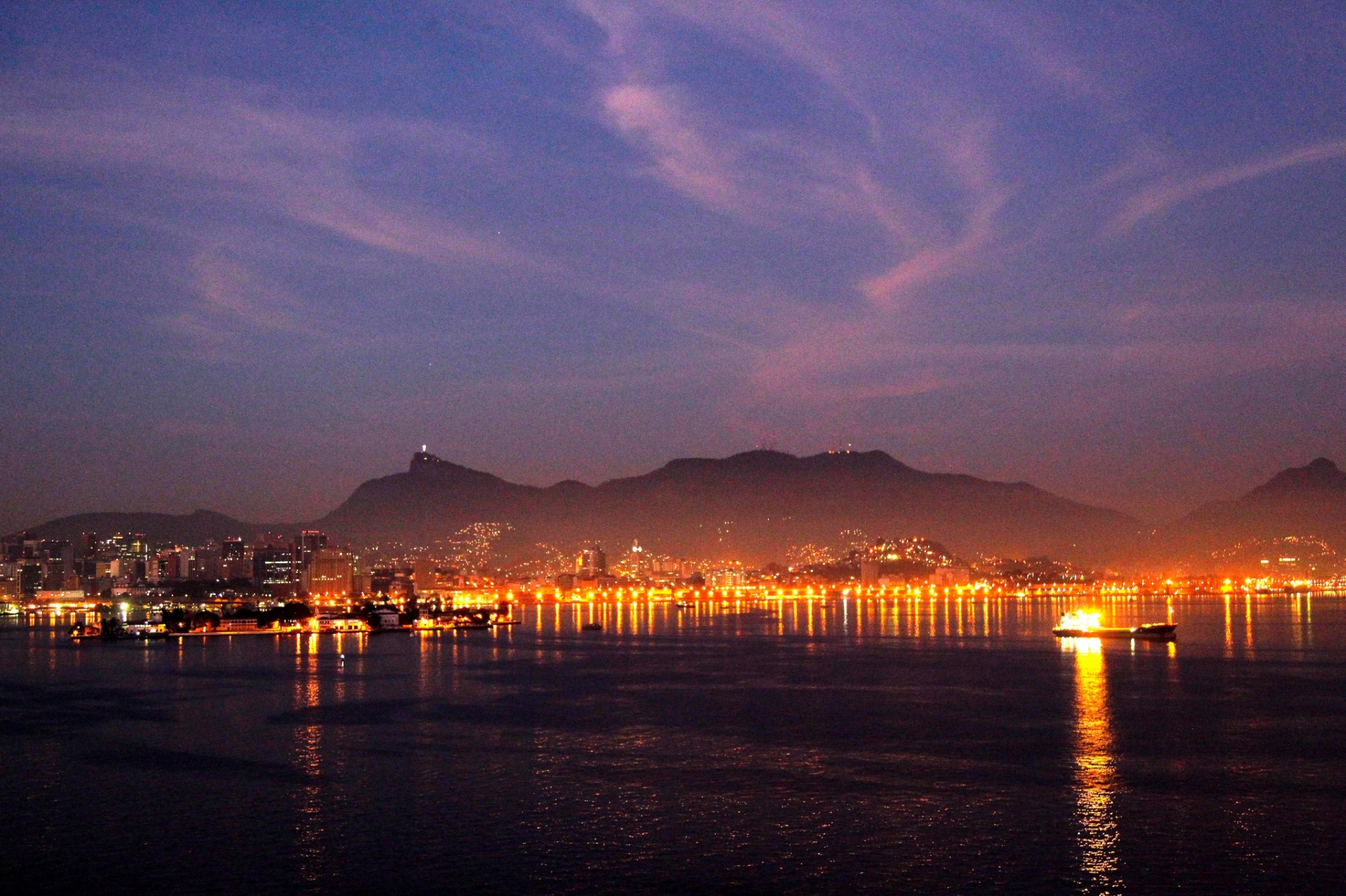 Quem Nasce Em Niteroi - FDPLEARN