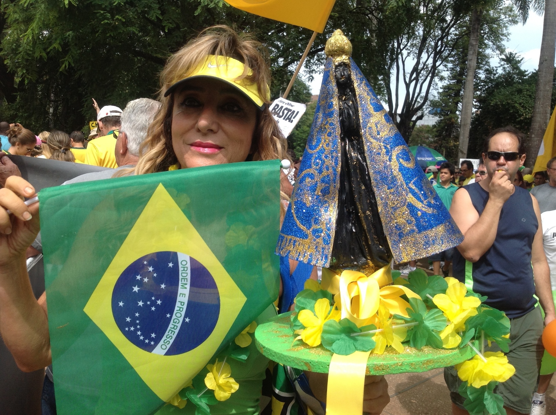 Manifestação contra Dilma na orla do Rio pede até fim do Supremo - 15 ...