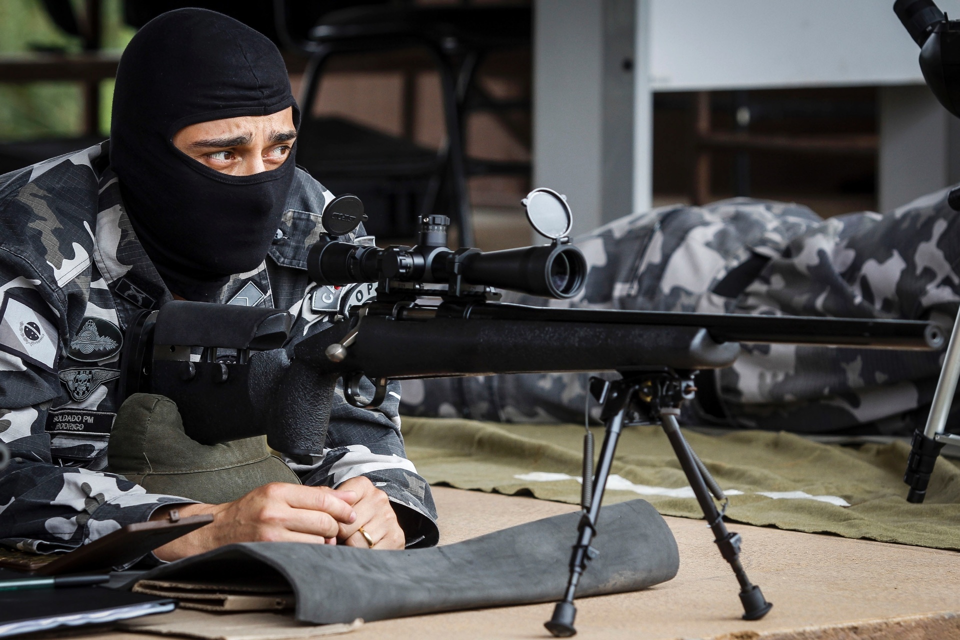 Fotos: Sniper paranaense: conheça os atiradores de elite do sul do ...
