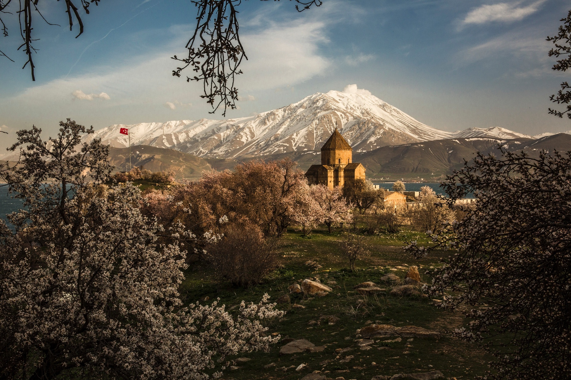 Fotos: Cem anos do genocídio armênio - 16/04/2015 - UOL Notícias