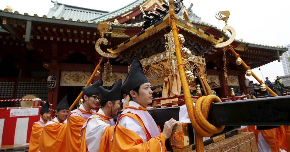 Festival Kanda, um dos mais tradicionais do Japão, reúne simpatizantes ...