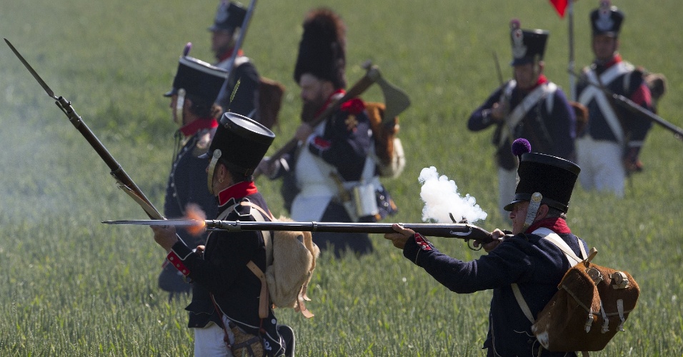 Batalha de Waterloo completa 200 anos em 2015; veja celebrações pelo ...