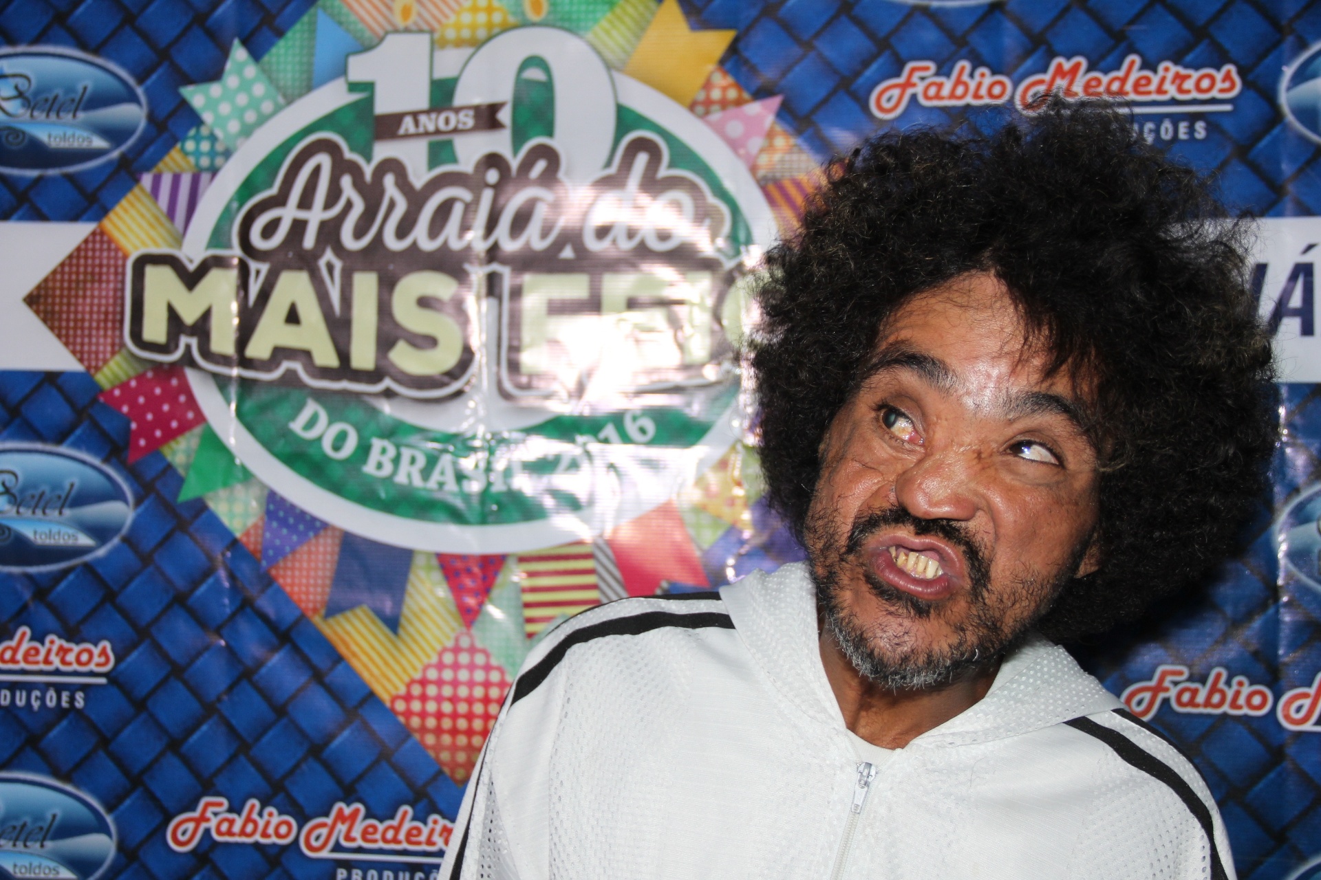 O Que é Considerado Um Homem Feio - LIBRAIN