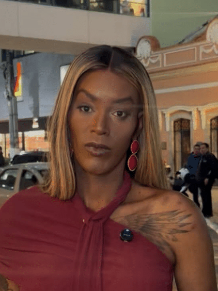 RJ: Vereadora trans Benny Briolly relata agressão ao entrar em banheiro ...
