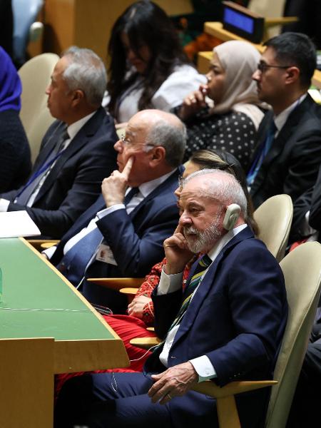 'Tivemos ótima química', diz Trump após revelar abraço em Lula na ONU