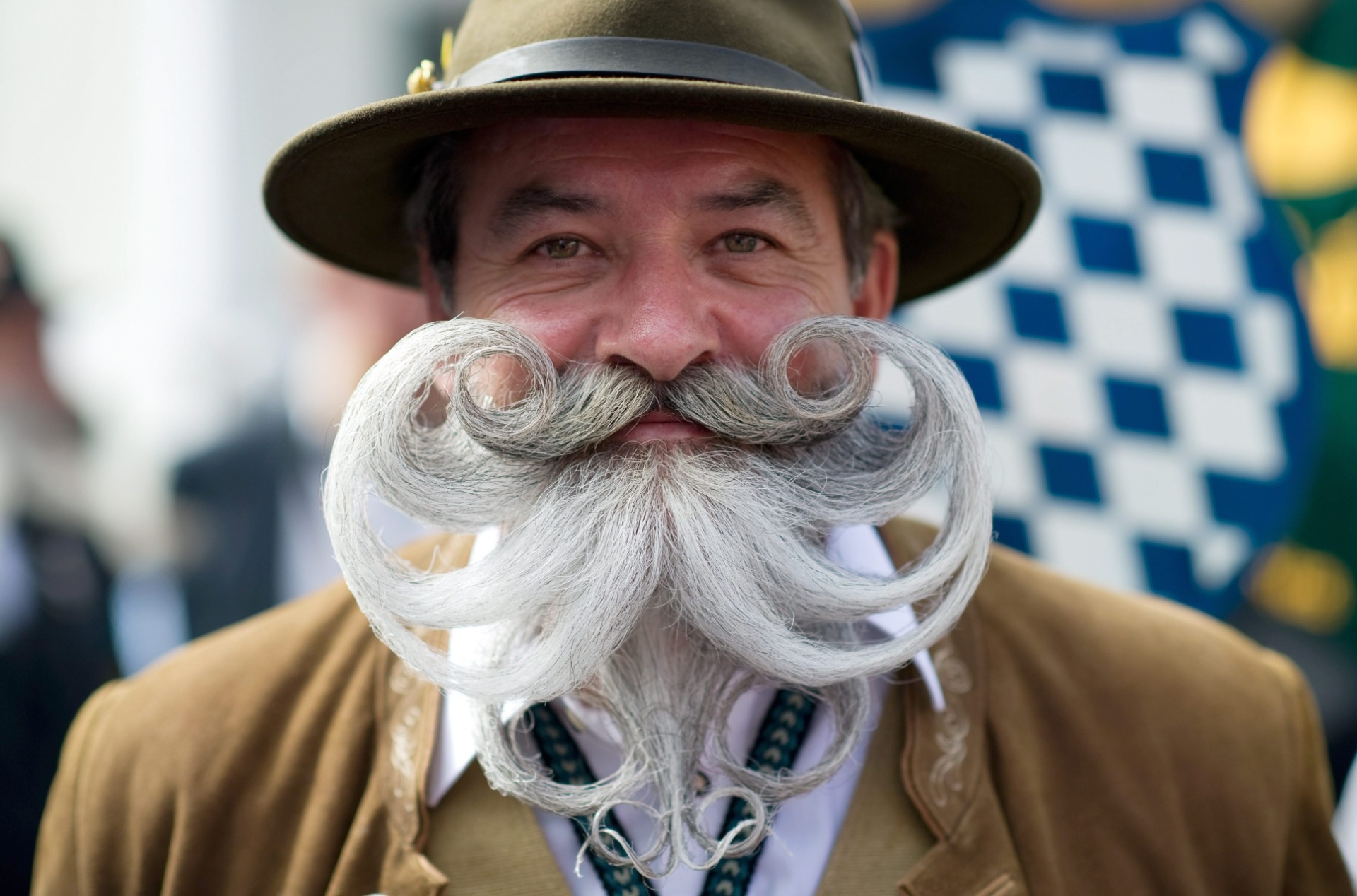Fotos: Áustria sedia Campeonato Mundial de Barba e Bigode 2015 - 05/10 ...