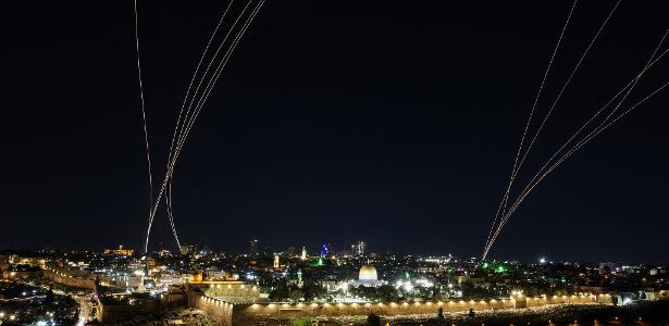 Grupo libanês Hezbollah admite autoria de ataque a Israel, que reage
