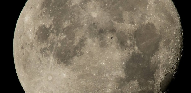 Lua: Nasa confirma primeira missão tripulada da Nasa ao 'lado oculto'