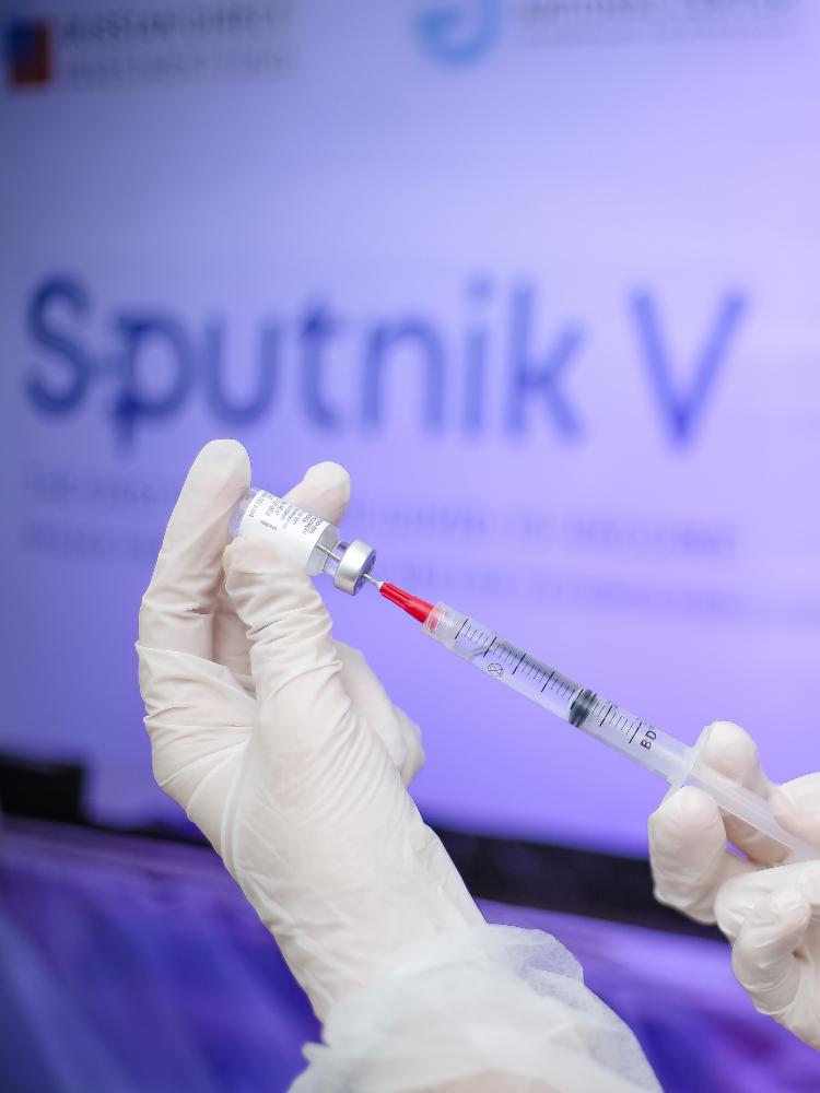 O que sabemos da vacina Sputnik V até o momento?