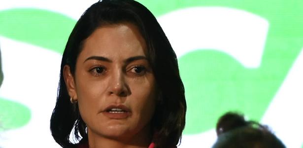 Michelle desmente Zucco e nega churrasco em visita a Bolsonaro