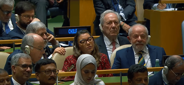 'Tivemos ótima química', diz Trump após revelar abraço em Lula na ONU