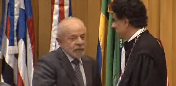 Lula vai à posse de presidente do TST