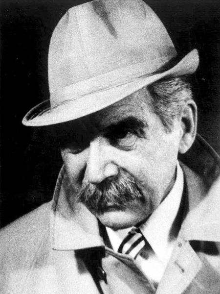 'Minha professora protegeu criminoso nazista mais procurado do mundo'