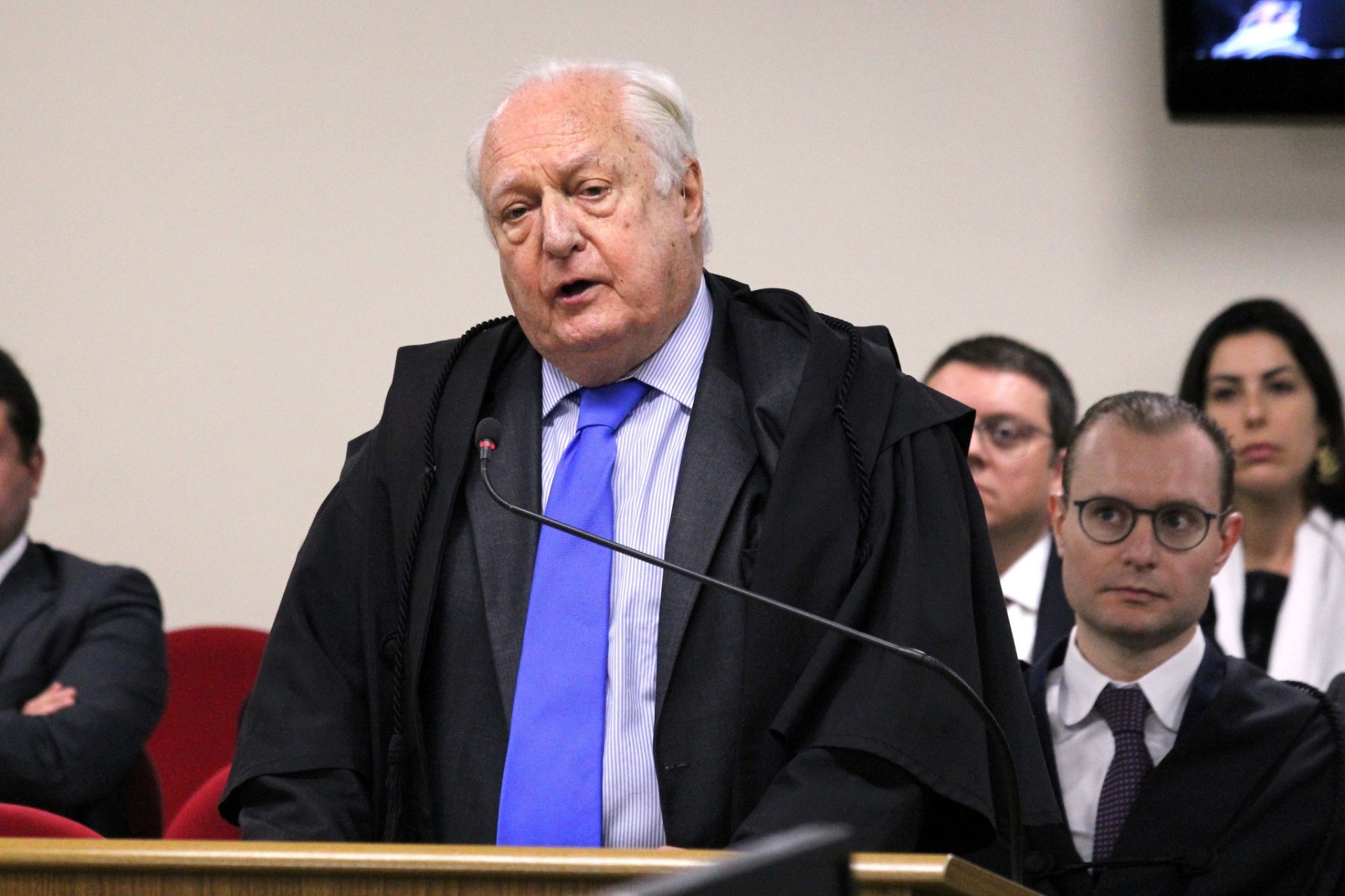 Fotos: Veja imagens do julgamento de Lula - 24/01/2018 - UOL Notícias