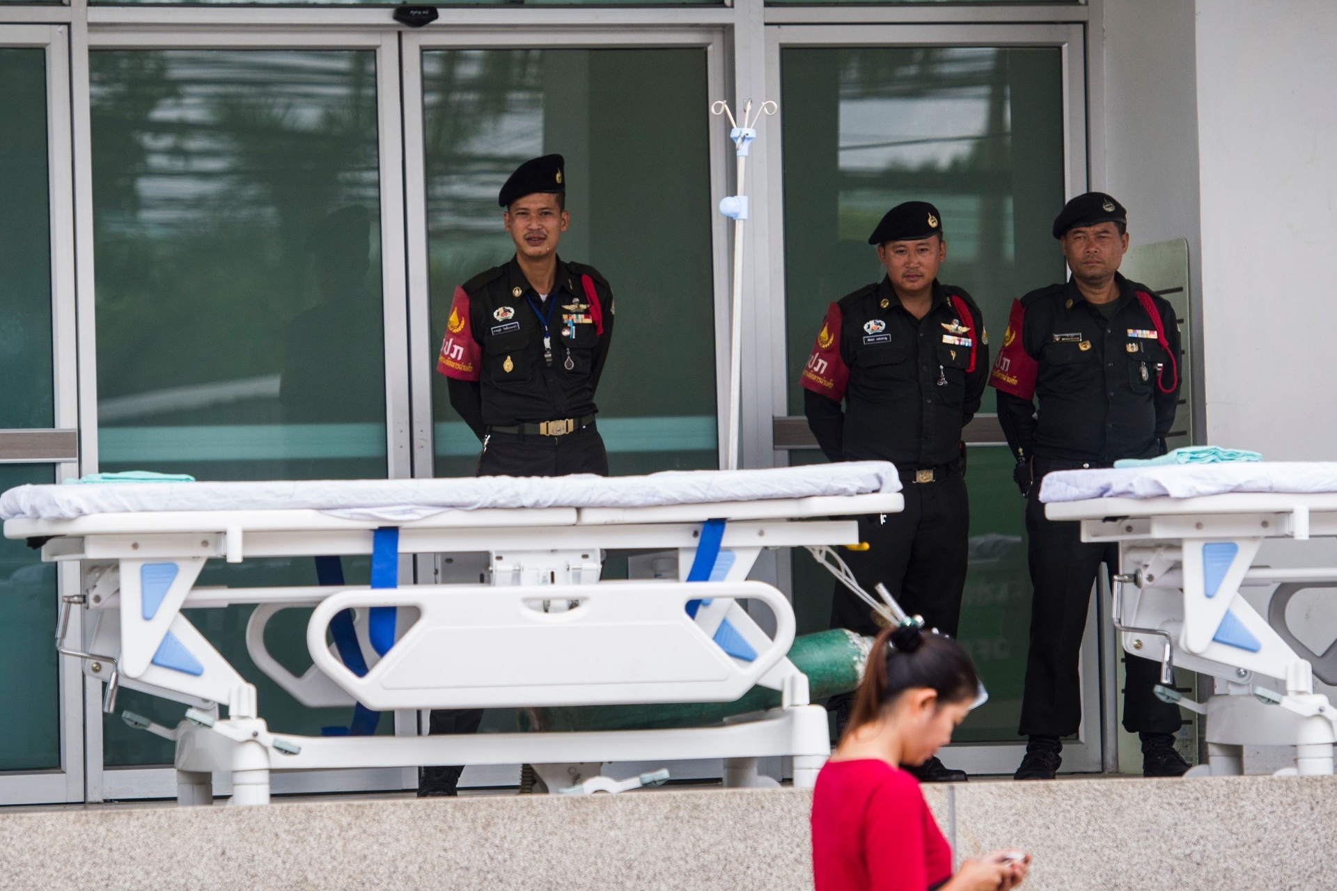 Tailândia divulga vídeo em hospital com garotos resgatados de caverna ...