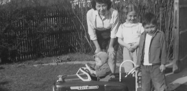 Fotos: Veja a trajetória de Hillary Clinton - 07/11/2016 - UOL Notícias