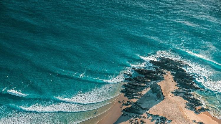 Oceanos estão mudando de cor; entenda a razão