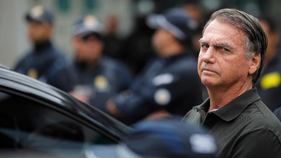 Moraes manda PF transferir Bolsonaro para Papudinha