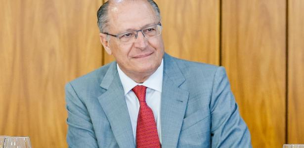 Alckmin cria meme com Dragon Ball Z para comemorar vitórias do governo