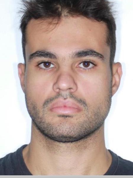 Falso médico é preso após 'achar' vesícula em mulher que não tem o órgão
