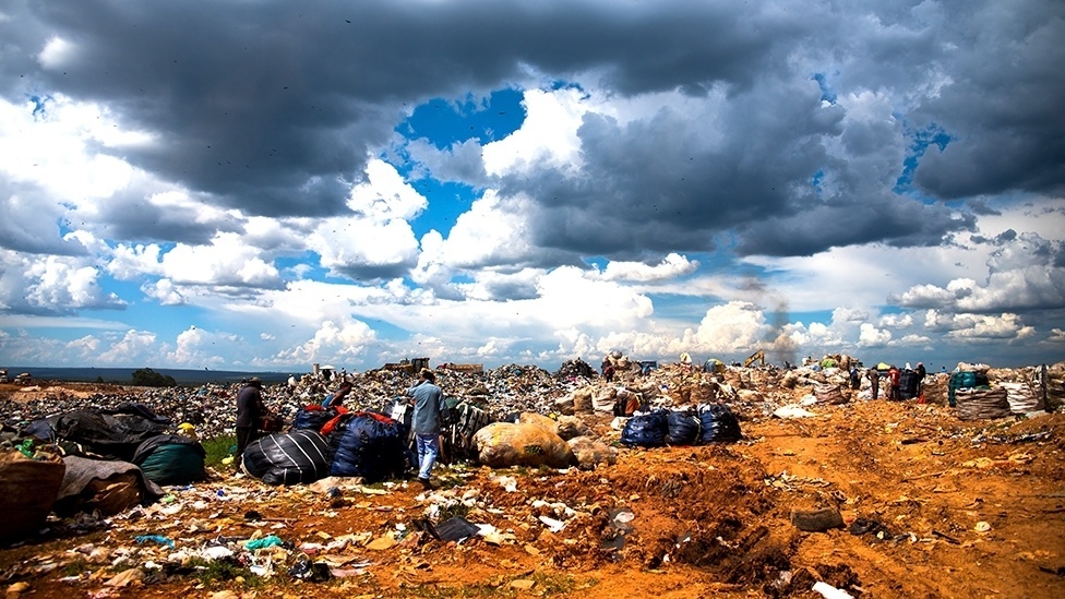Fotos: A 15 km do Planalto, a vida no maior lixão ativo da América ...